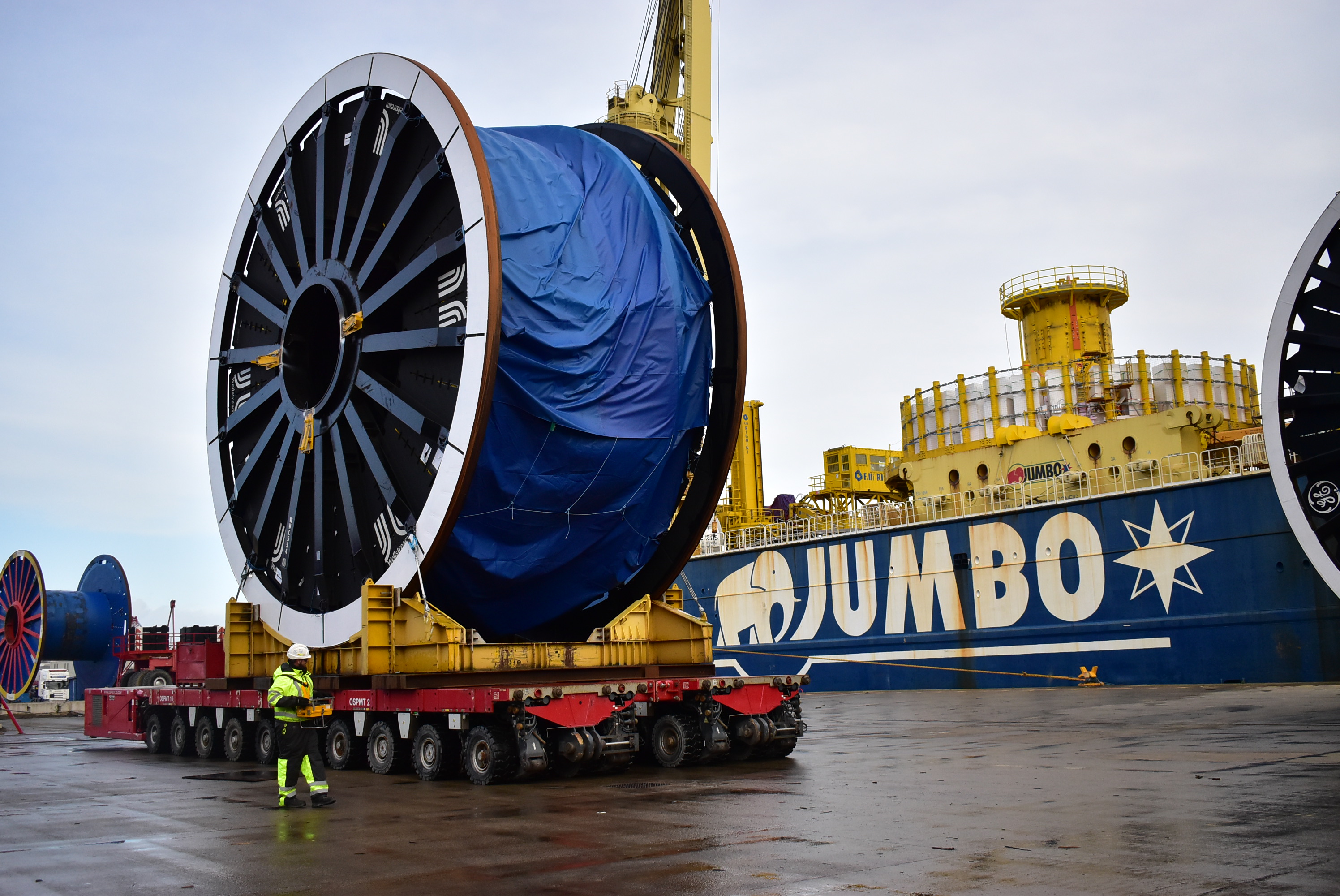 CLARKSONS PORT SERVICES 338T HEAVY REEL LOADOUT | Shepherd Offshore