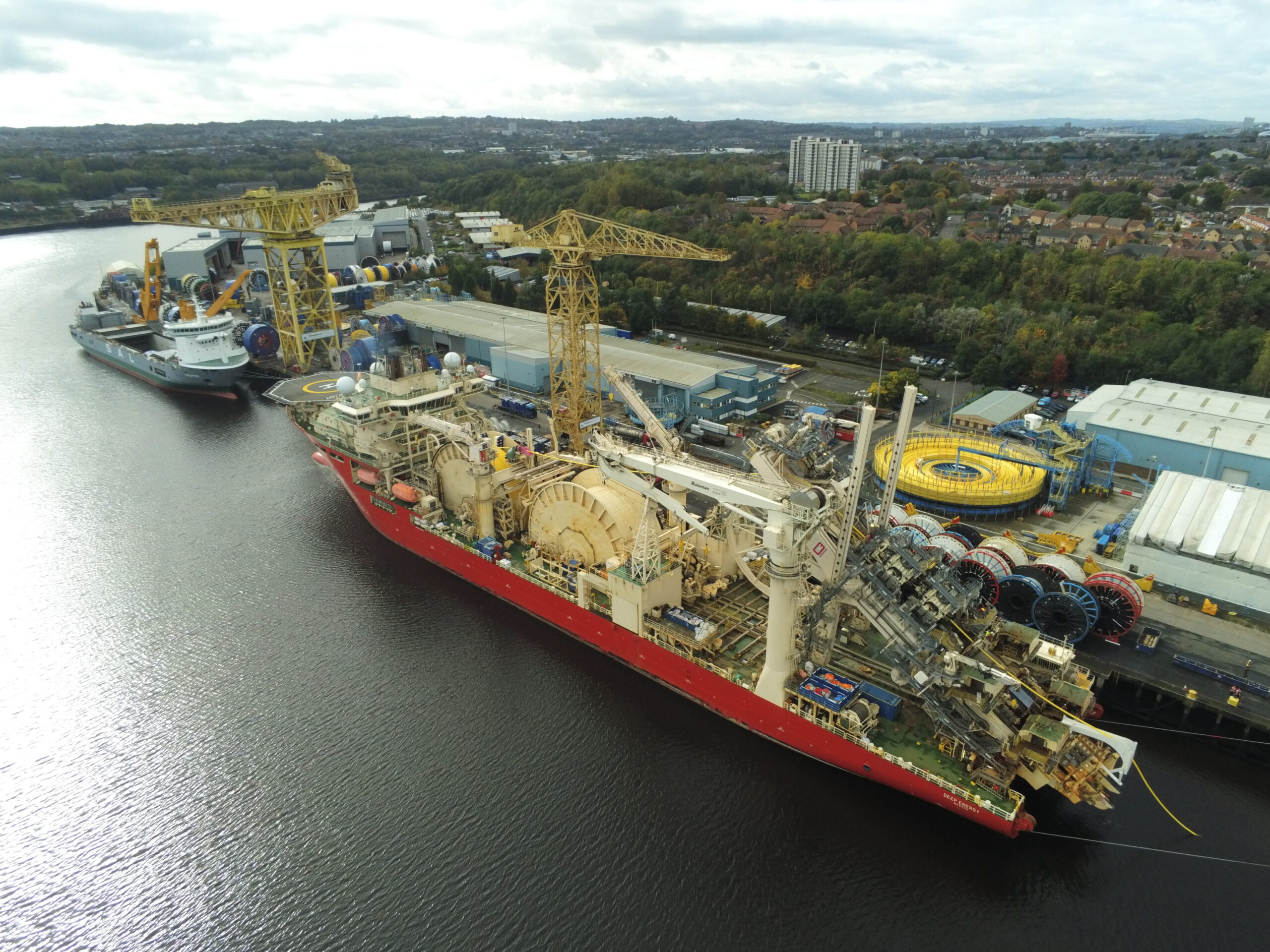 28 Reel Loadout for Baker Hughes’ Baleine 2 Project | Shepherd Offshore